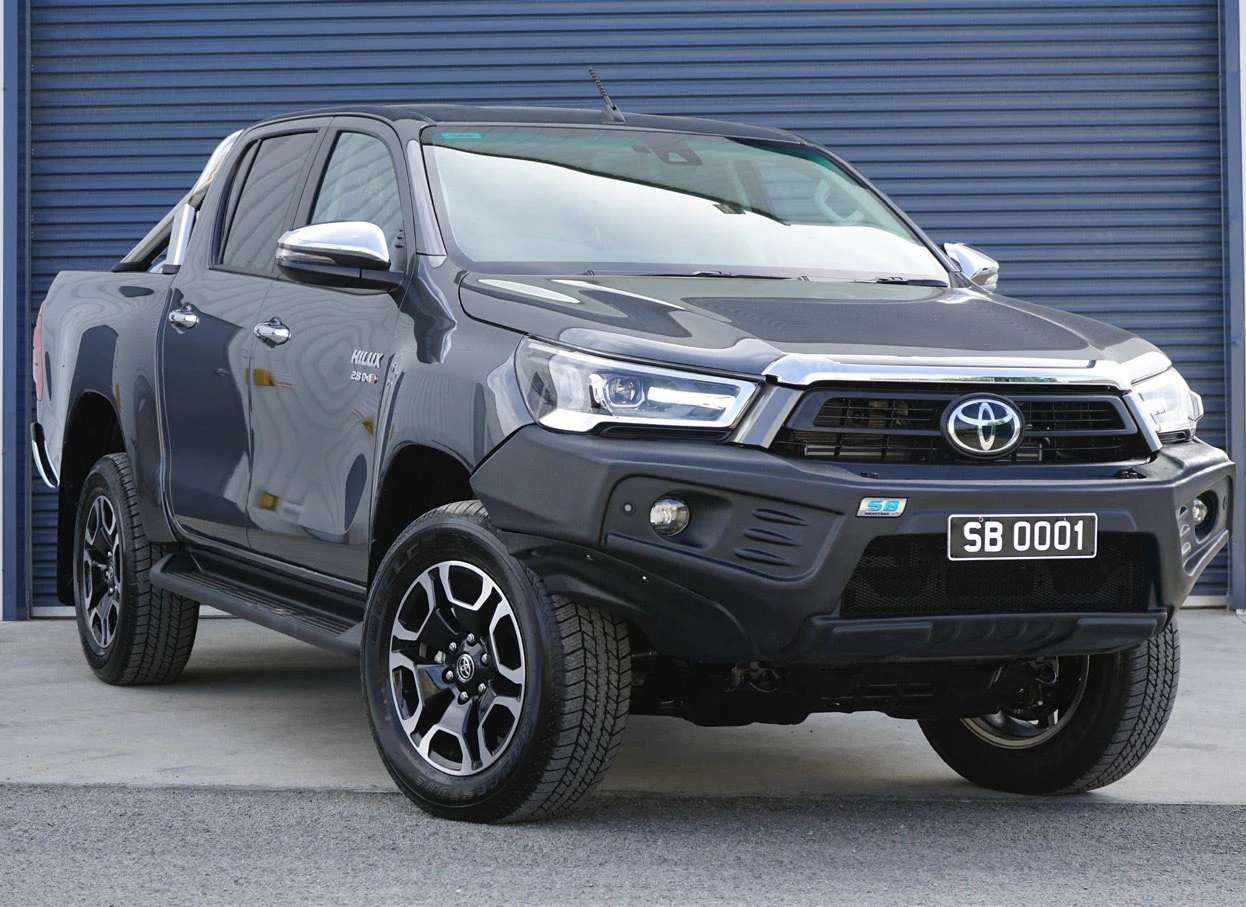 Arb Stealth Bar Toyota Hilux Revo '21- (with Winch Mount) Tüv Approved